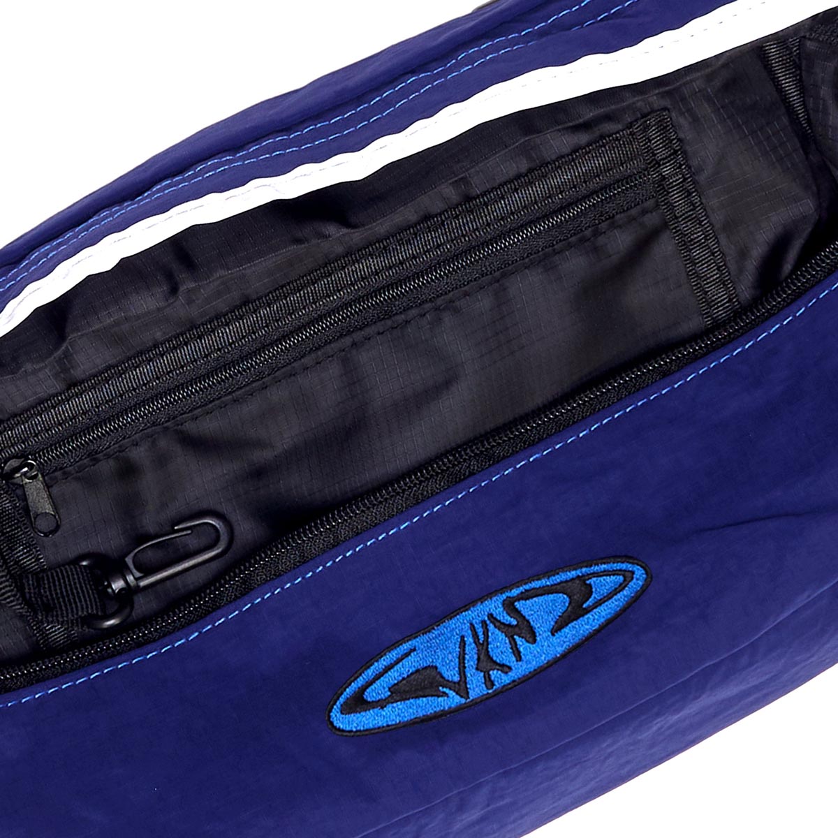 WKND Catapult Bag - Navy – CCS